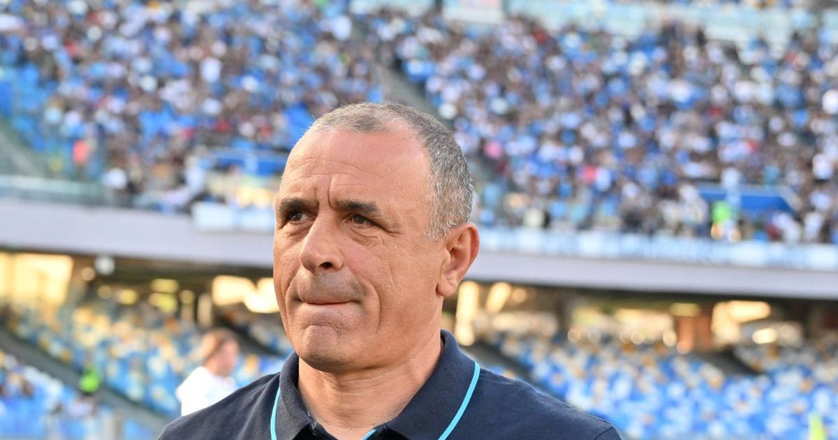 Francesco Calzona (55 ani) a vândut cafea înainte să ajungă ...