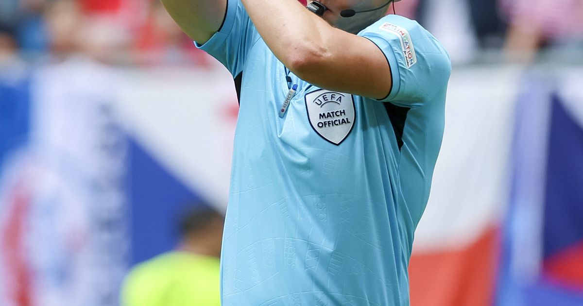 Daniel Siebert va arbitra meciul România-Slovacia de la EURO 2024 ...