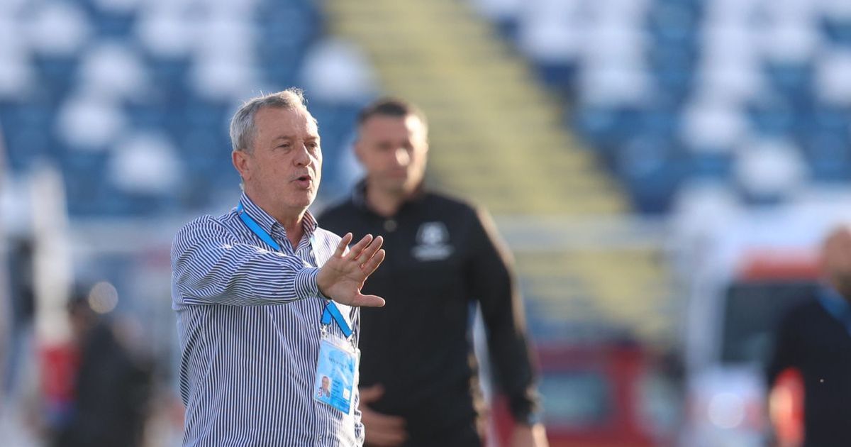 Mircea Rednic îi transferă la UTA pe Valentin Costache și Alexandru ...