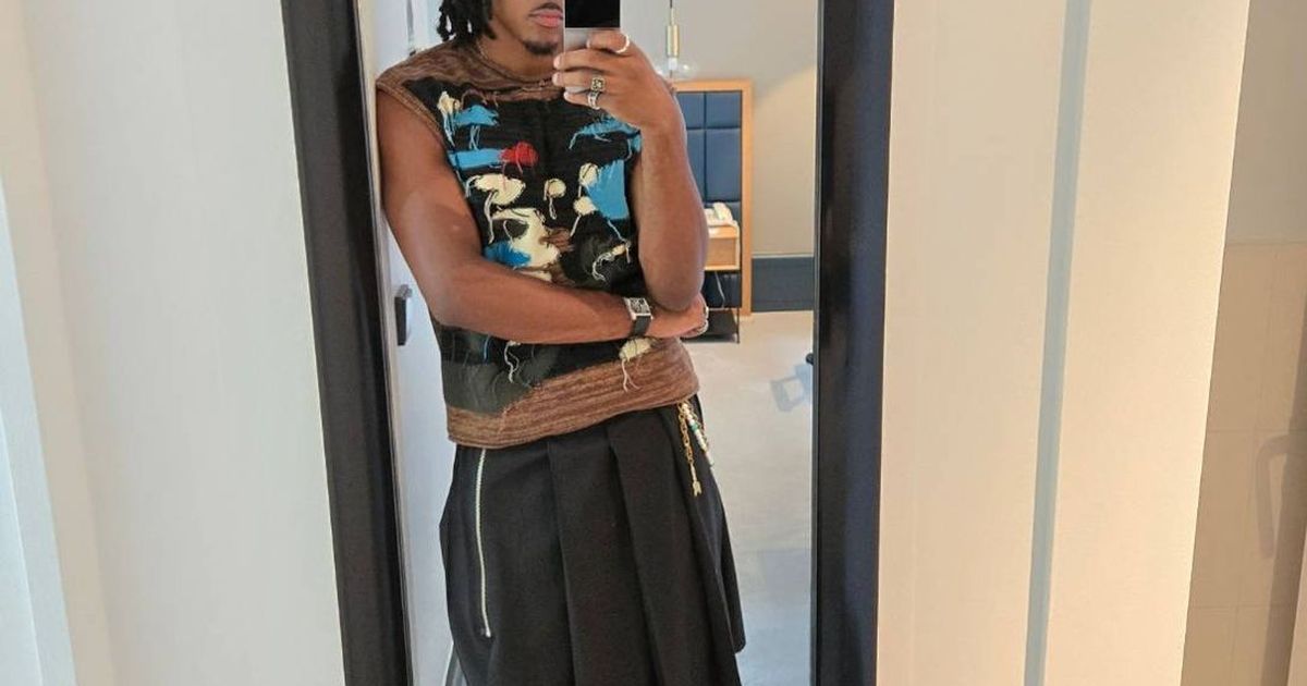 OUTFIT INEDIT. Jules Kounde a venit în fustă la reunirea Franței ...