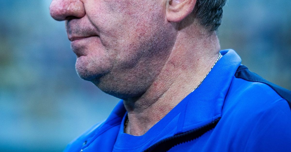 Dan Moraru confirmă negocierile cu Gică Hagi pentru acțiunile Farului ...