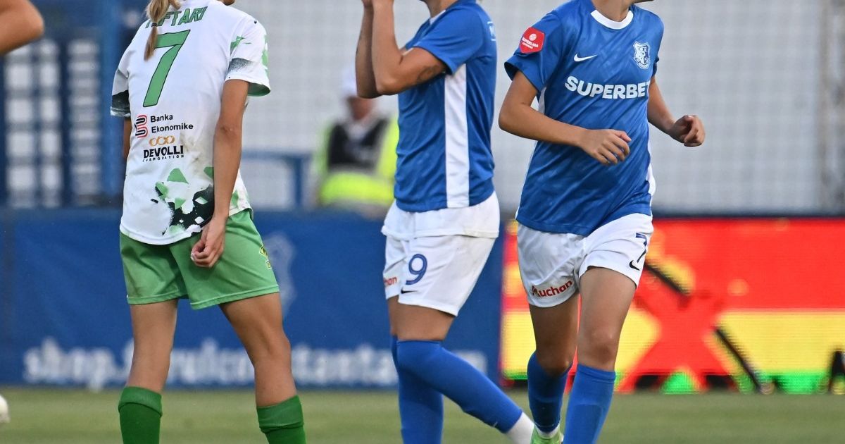„Fotbalul înseamnă totul”. Laura Rus, una dintre marile jucătoare ale ...