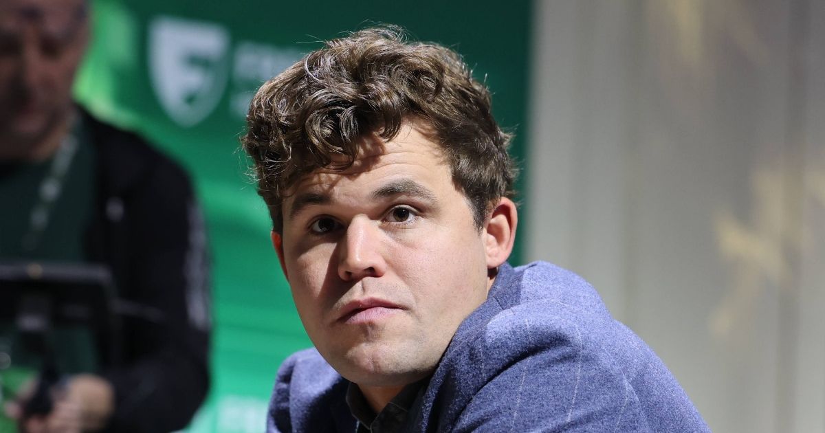 Magnus Carlsen, sfidător! A încălcat o regulă de bază și a refuzat să ...