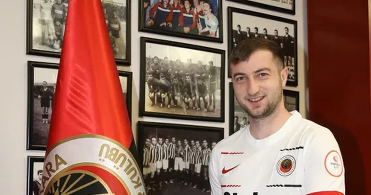 Contractul lui Daniel Popa. Cât va câștiga atacantul la Genclerbirligi ...