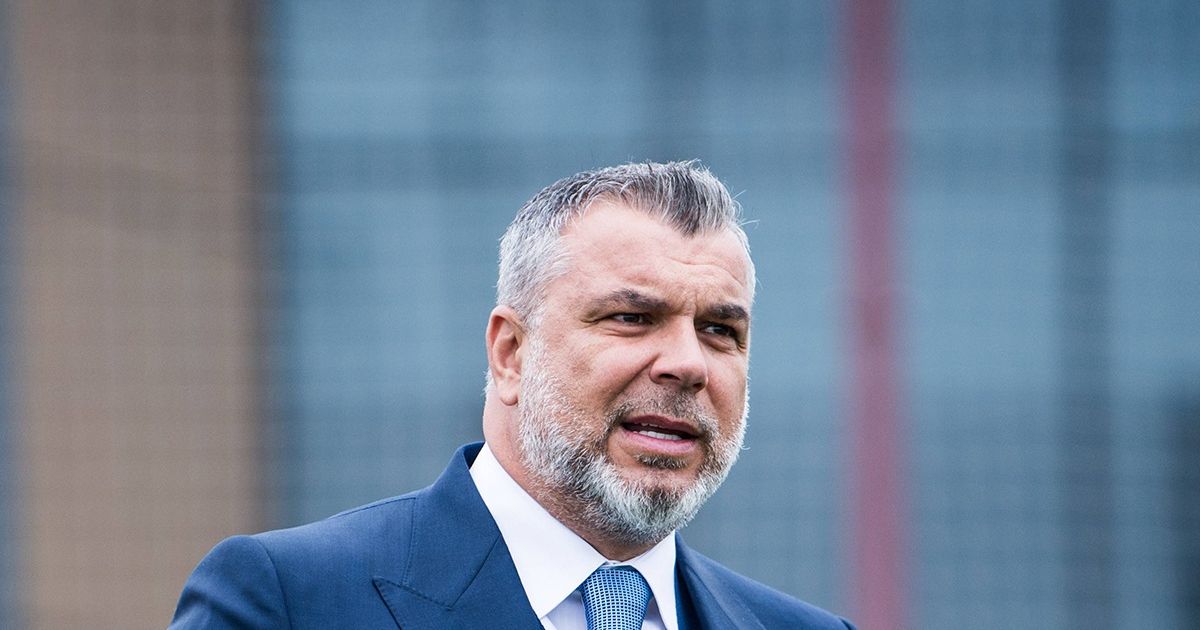 Olăroiu, la un meci de semifinale! Echipa românului a remizat în ...