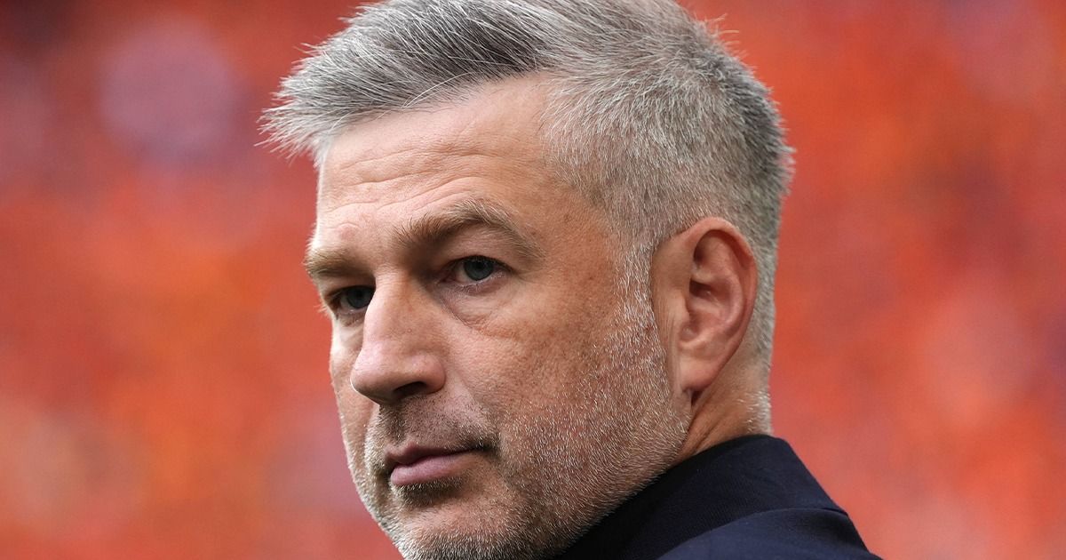 Cine e șeful lui Edi. Proprietarul Legiei a absolvit Harvard, coleg cu ...