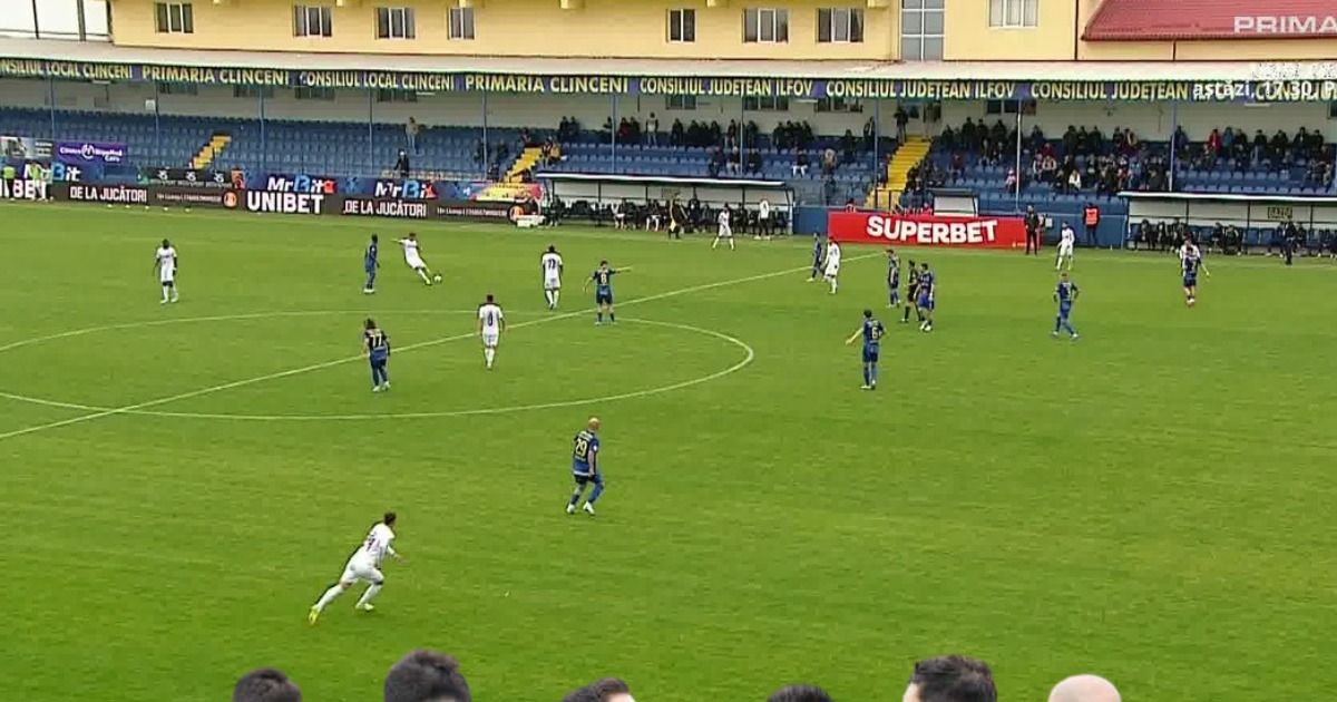 VAR, inutil la Clinceni! FOTO: Liniile nu au putut fi trasate la golul ...