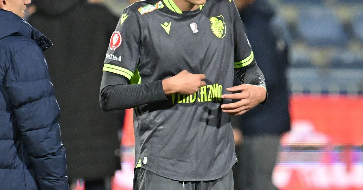 Avertisment pentru FCSB! Fotbalistul dorit în vară ar putea pleca pe ...