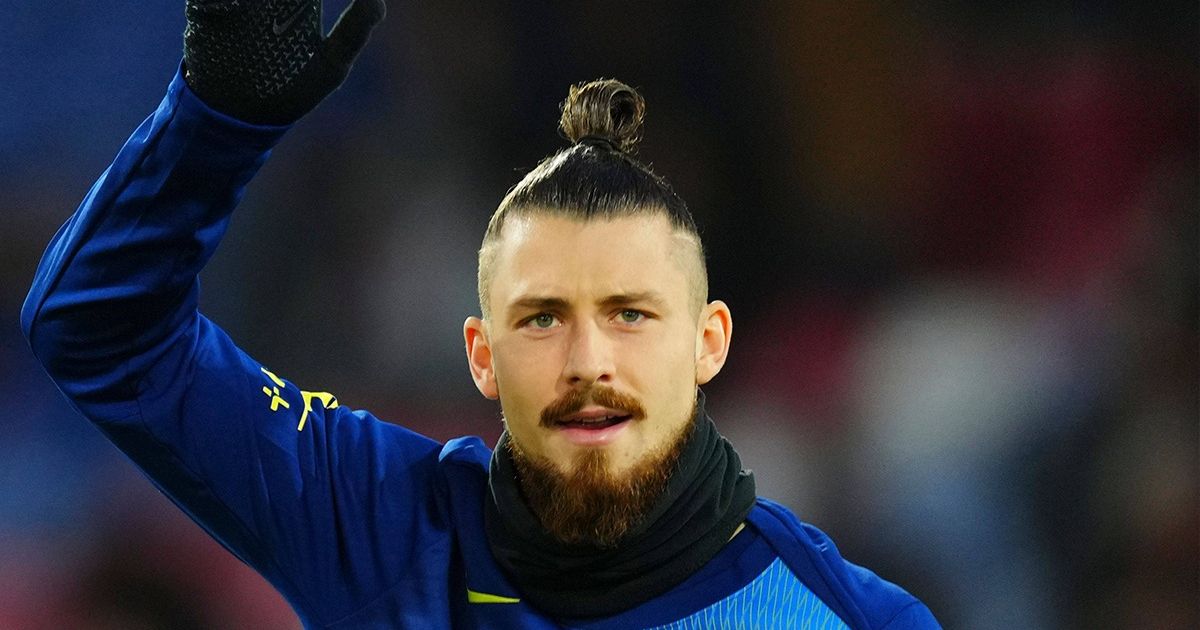 Un minut de fotbal! Radu Drăgușin a fost introdus de Thomas Frank chiar ...