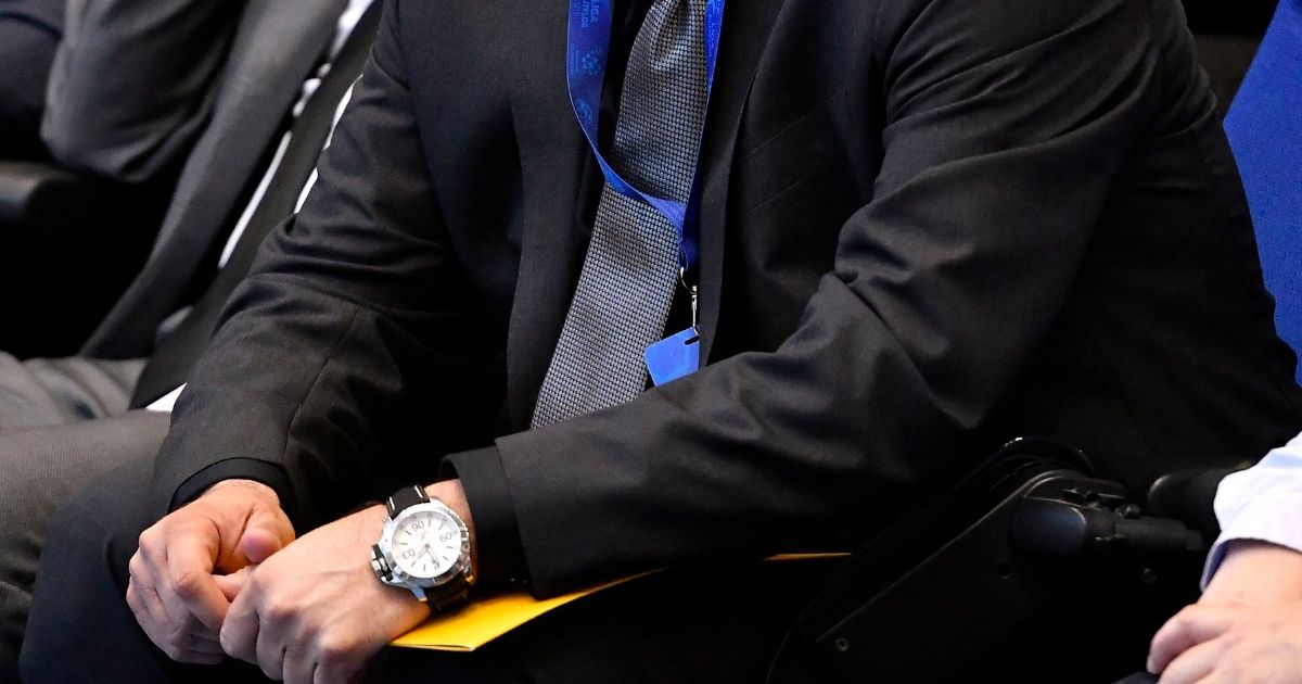 Ce e în mintea lui Pușcaș? Postarea scandaloasă pe care a redistribuit ...