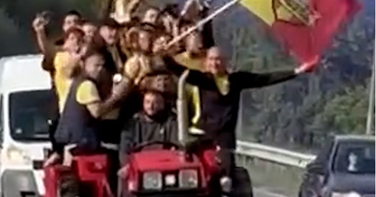 Parada campionilor low cost / Cum a sărbătorit o echipă din România ...