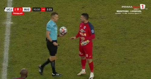 „Inadmisibil!” Arbitrajul de la U Cluj - Gloria Buzău, criticat de ...